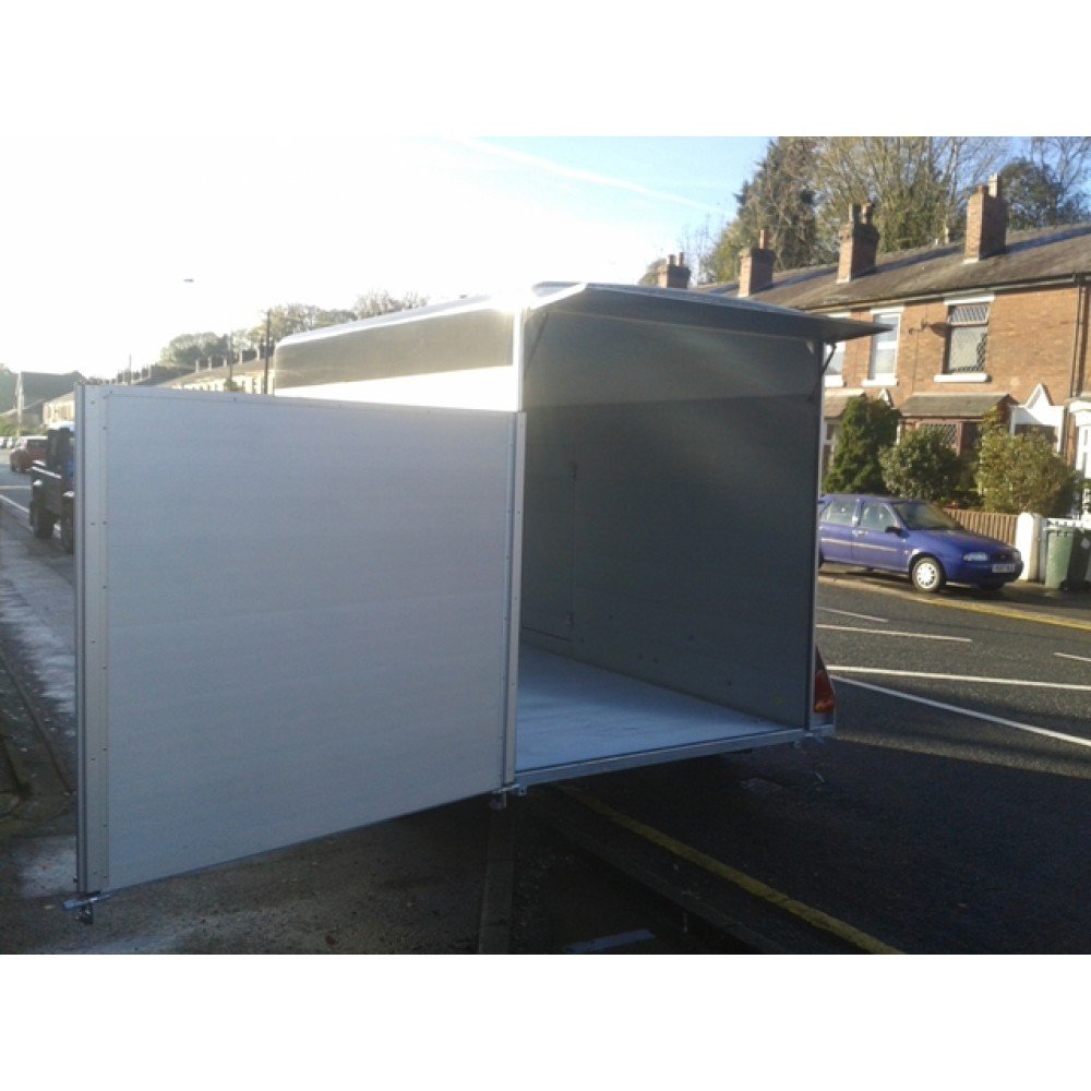 Debon C 500 Fibreglass & Aluminium Box Van Trailer